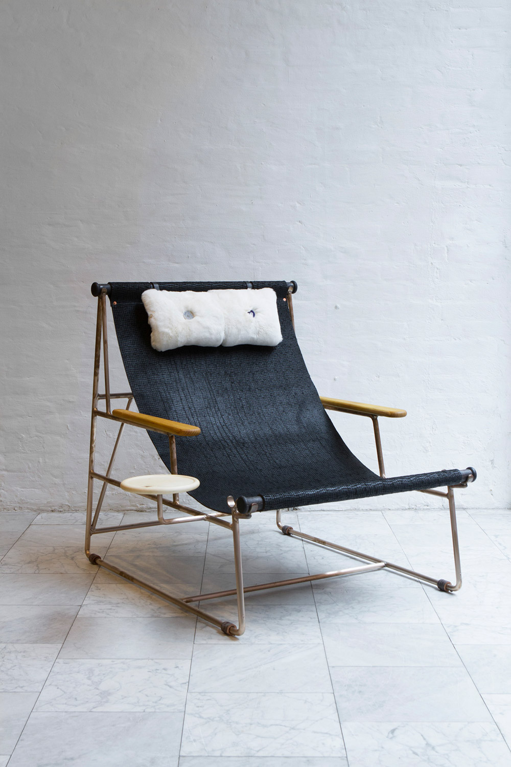 BDDW | OLMIT SLING CHAIR